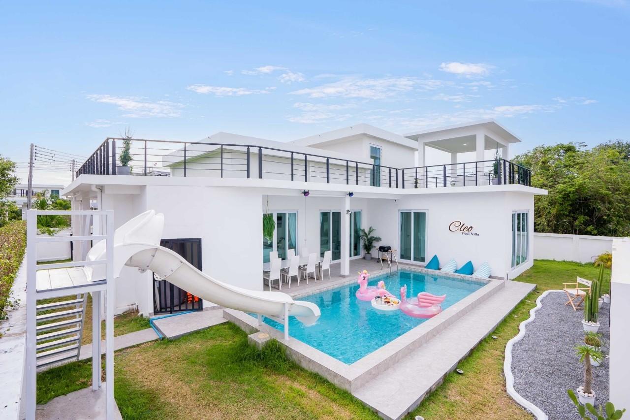 บ้านพักพร้อมสระว่ายน้ำส่วนตัว ขนาด 4 ห้องนอน